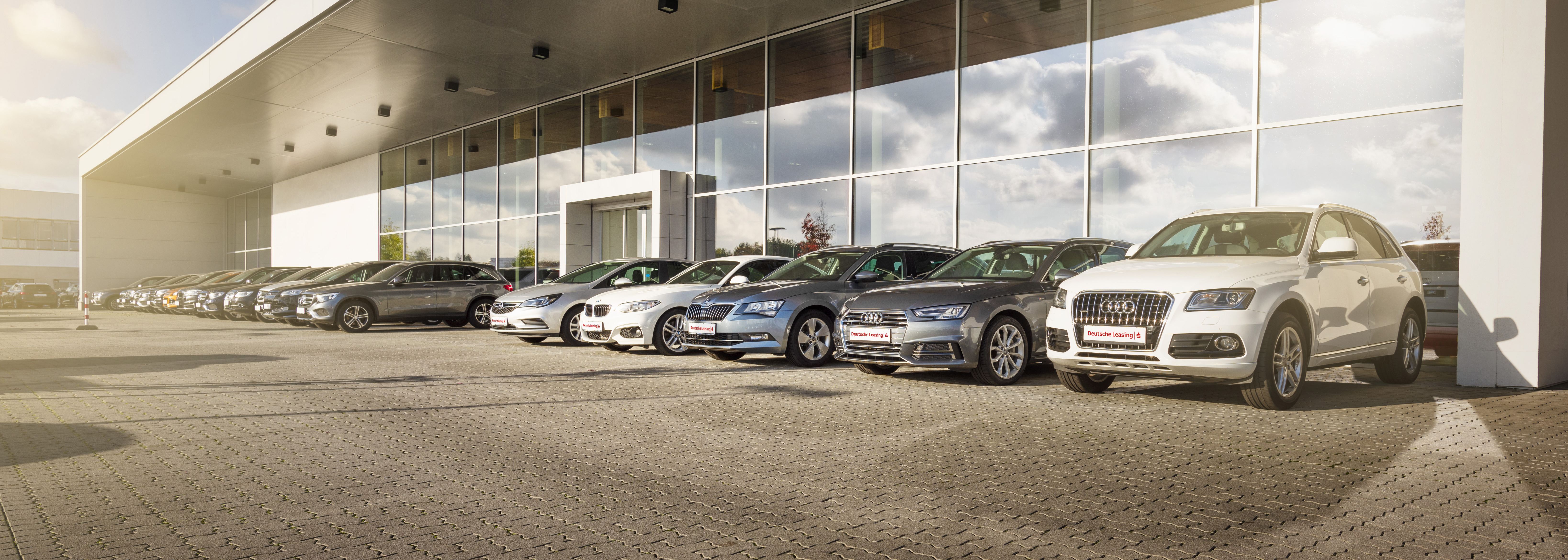 Vorteile Auto des Monats - Deutsche Leasing